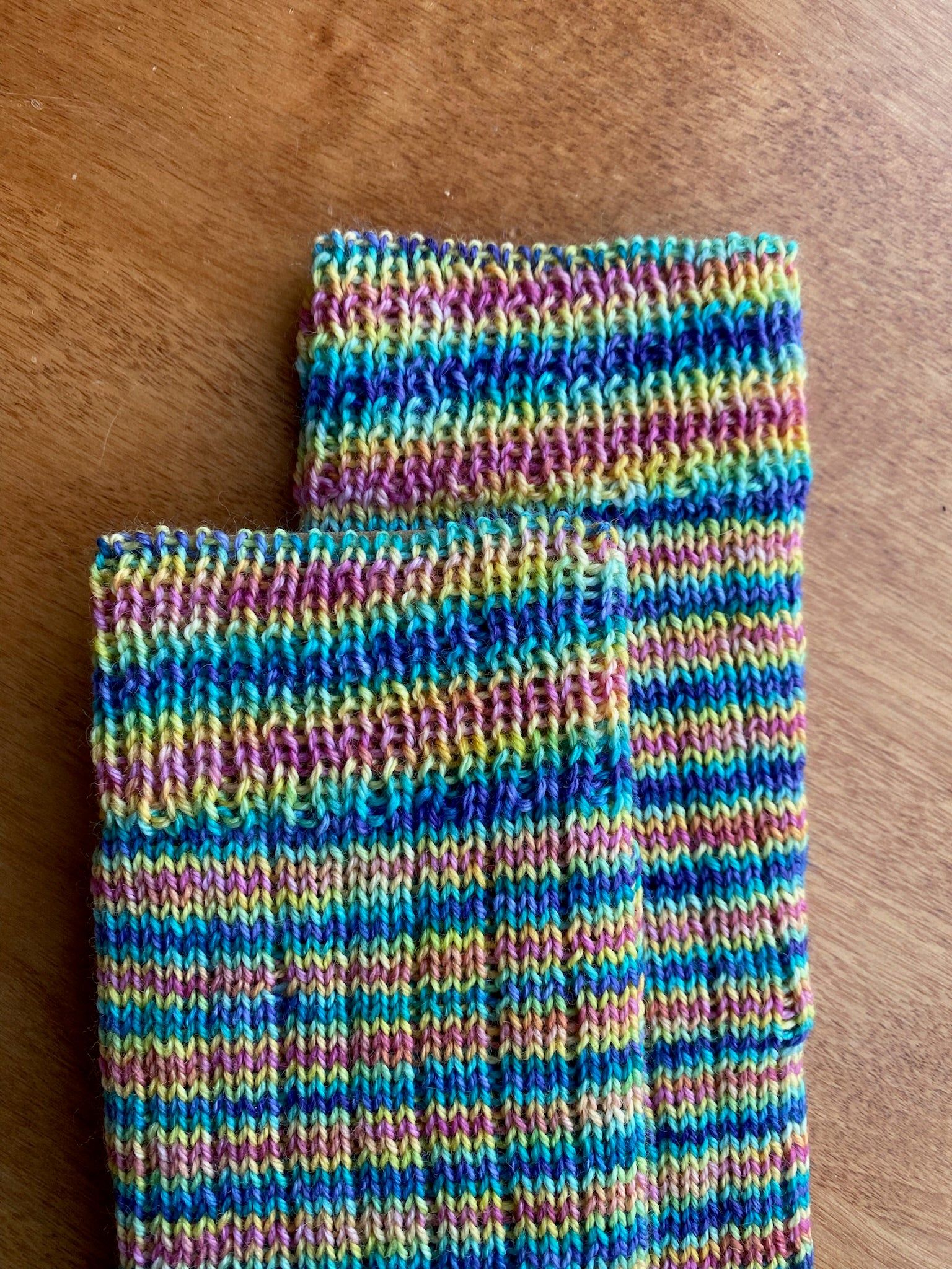Ribbed Sock with Contrast Toe and Heel Pattern | Dean and Bean's Sock ...